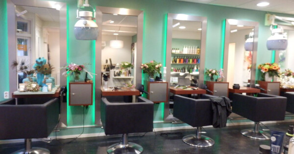 Welkom bij Kapsalon Marianne, Houtigehage, kapsalon | 1Kapper.nl