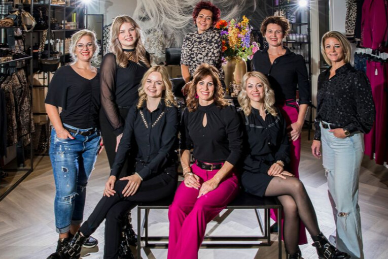 Welkom bij Kapsalon Hair en Beauty Tolbert, Tolbert, kapsalon | 1Kapper.nl